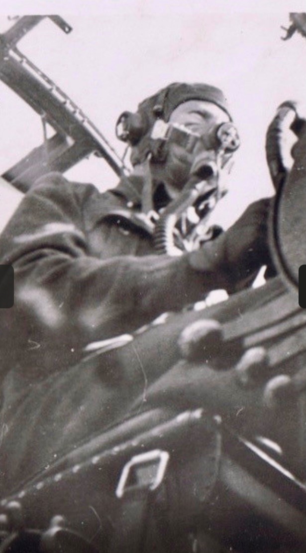 RAF honours World War Two Pathfinder, Ernie Holmes DFC | Royal Air Force