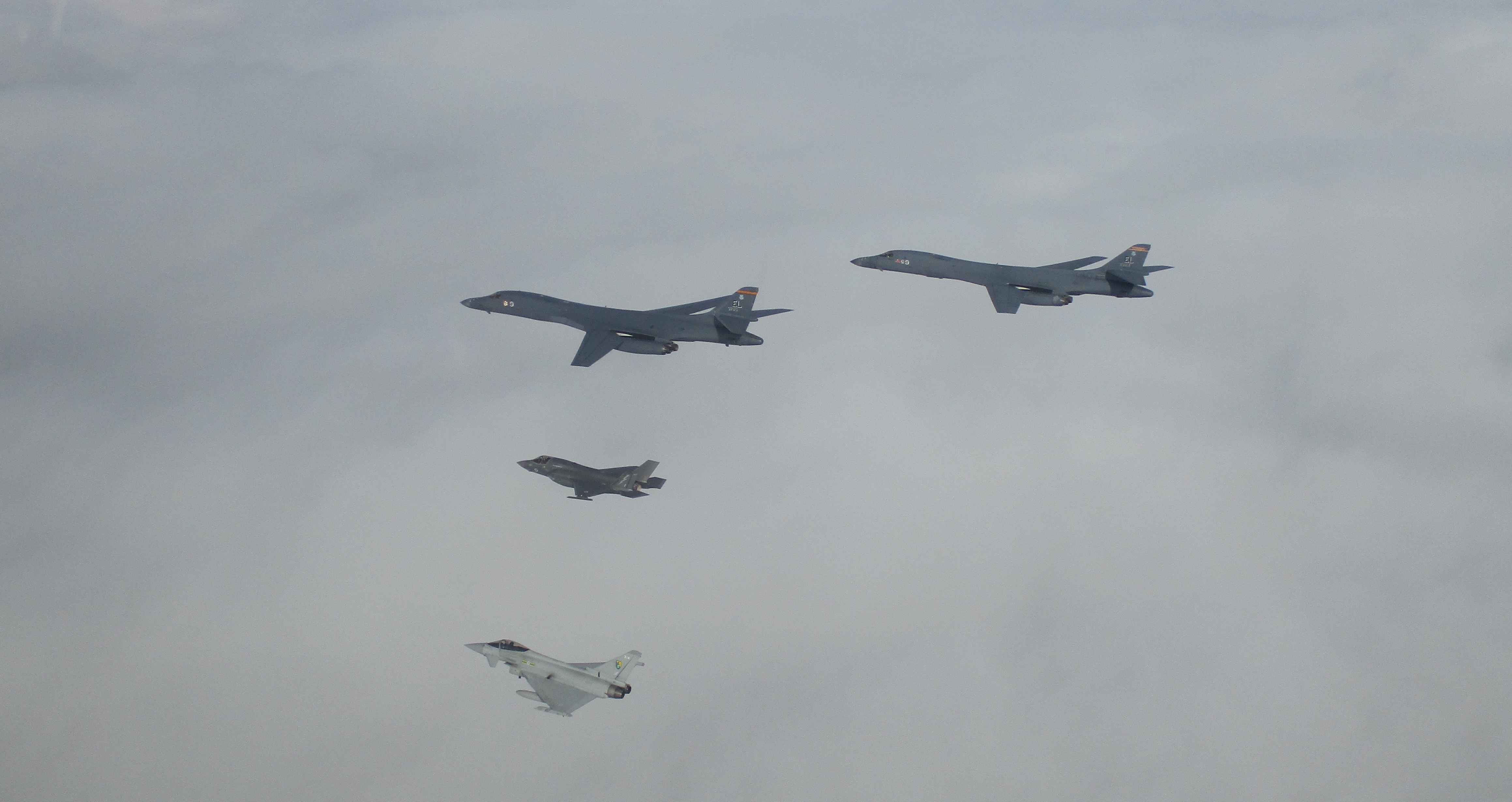 RAF Typhoon carry out training sortie with F-35 and US B-1B Lancer ...