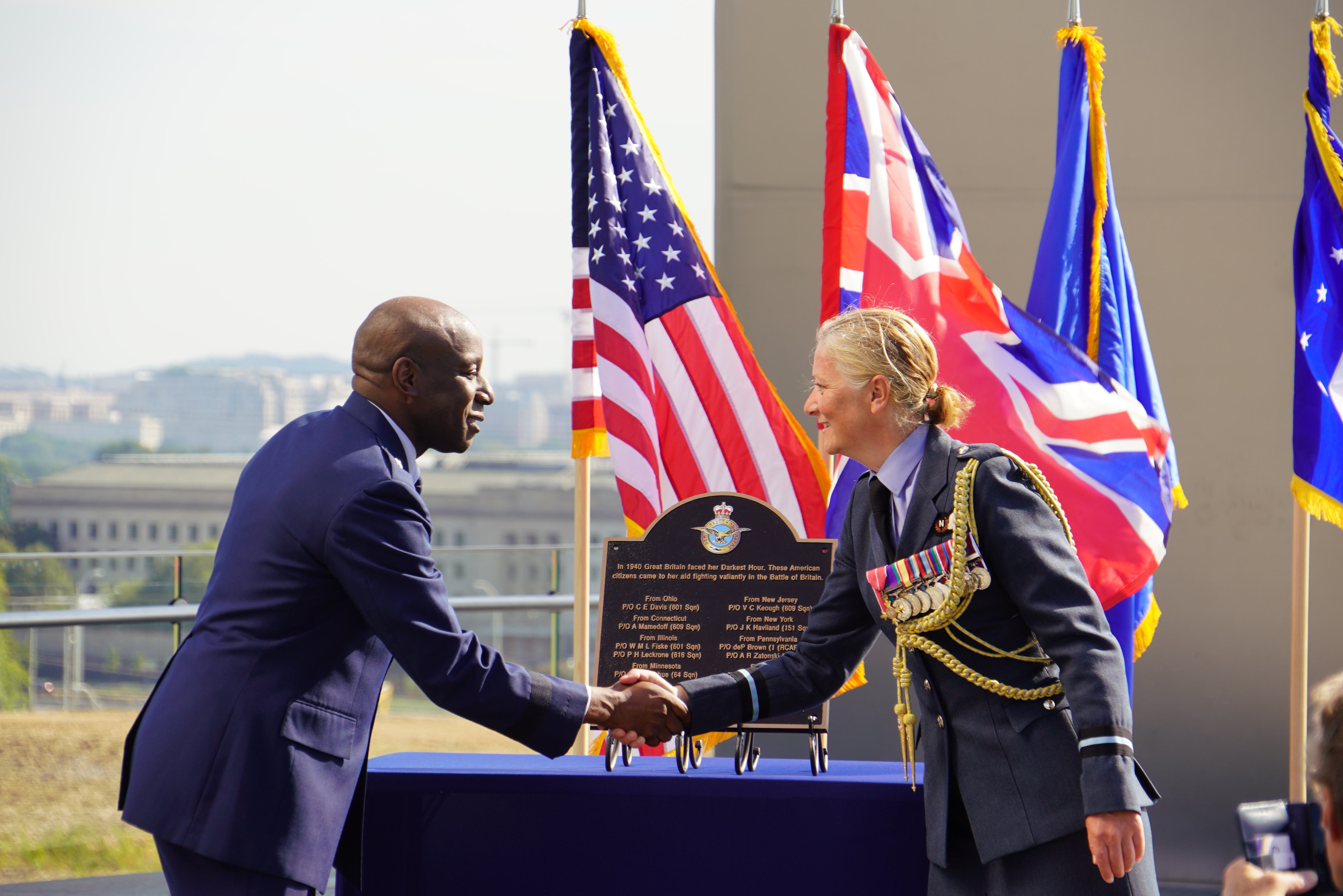 Battle of Britain Memorial Plaque Presented to the US Airforce | Royal ...