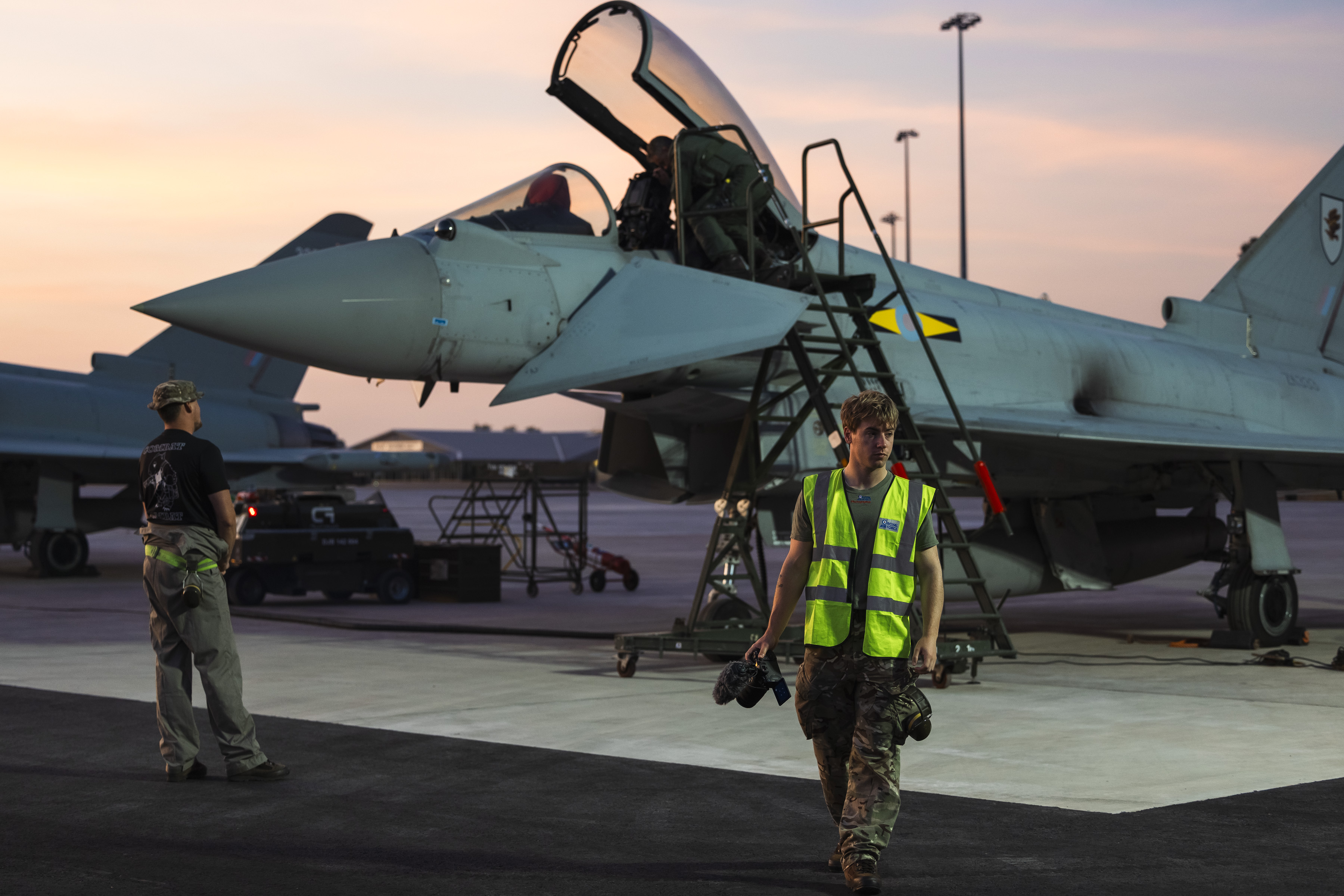 RAF Typhoon fleet strengthened in £205 million boost for British jobs ...
