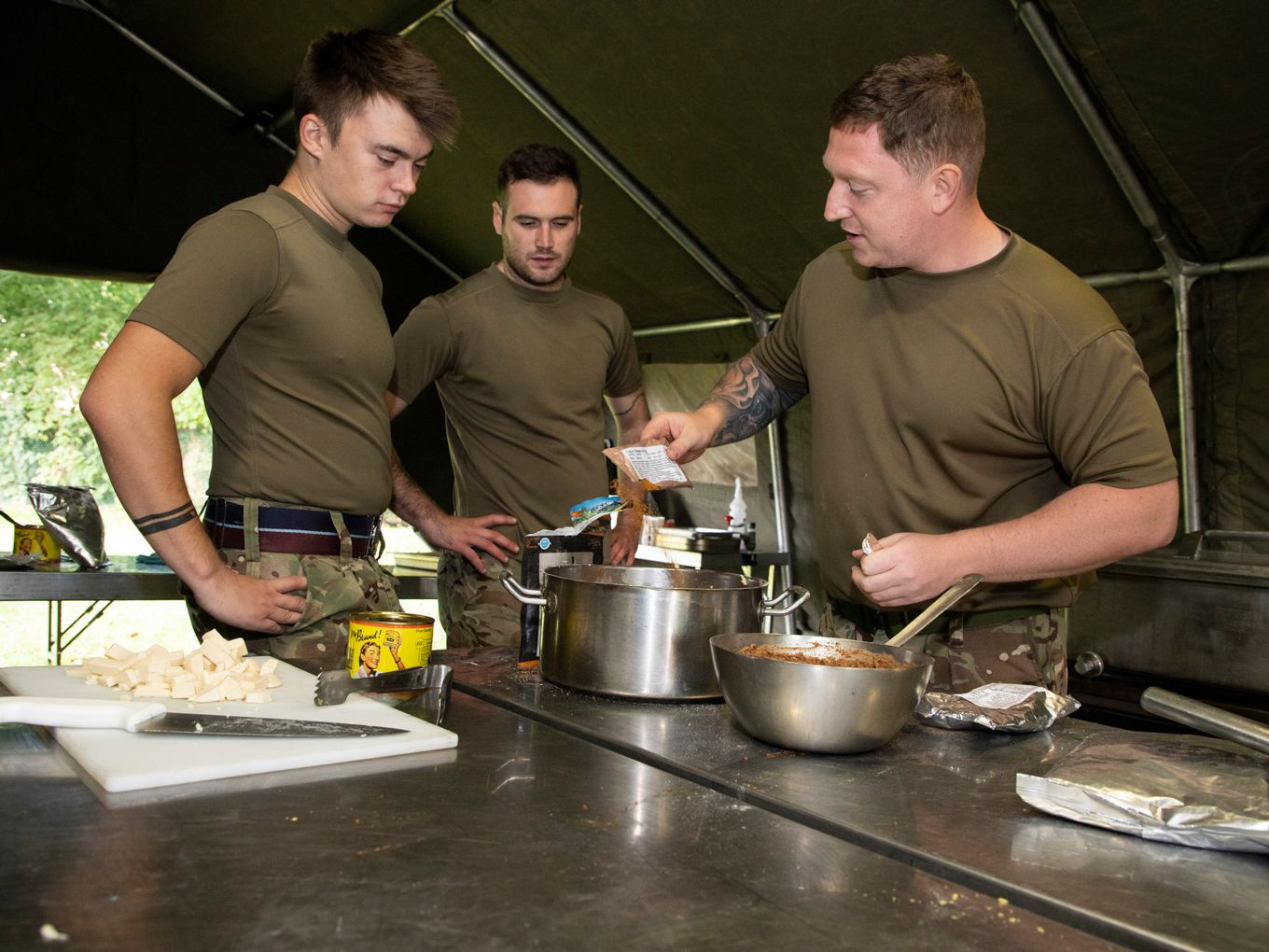 RAF Odiham Catering Deployment Squadron Complete Field Refresher ...