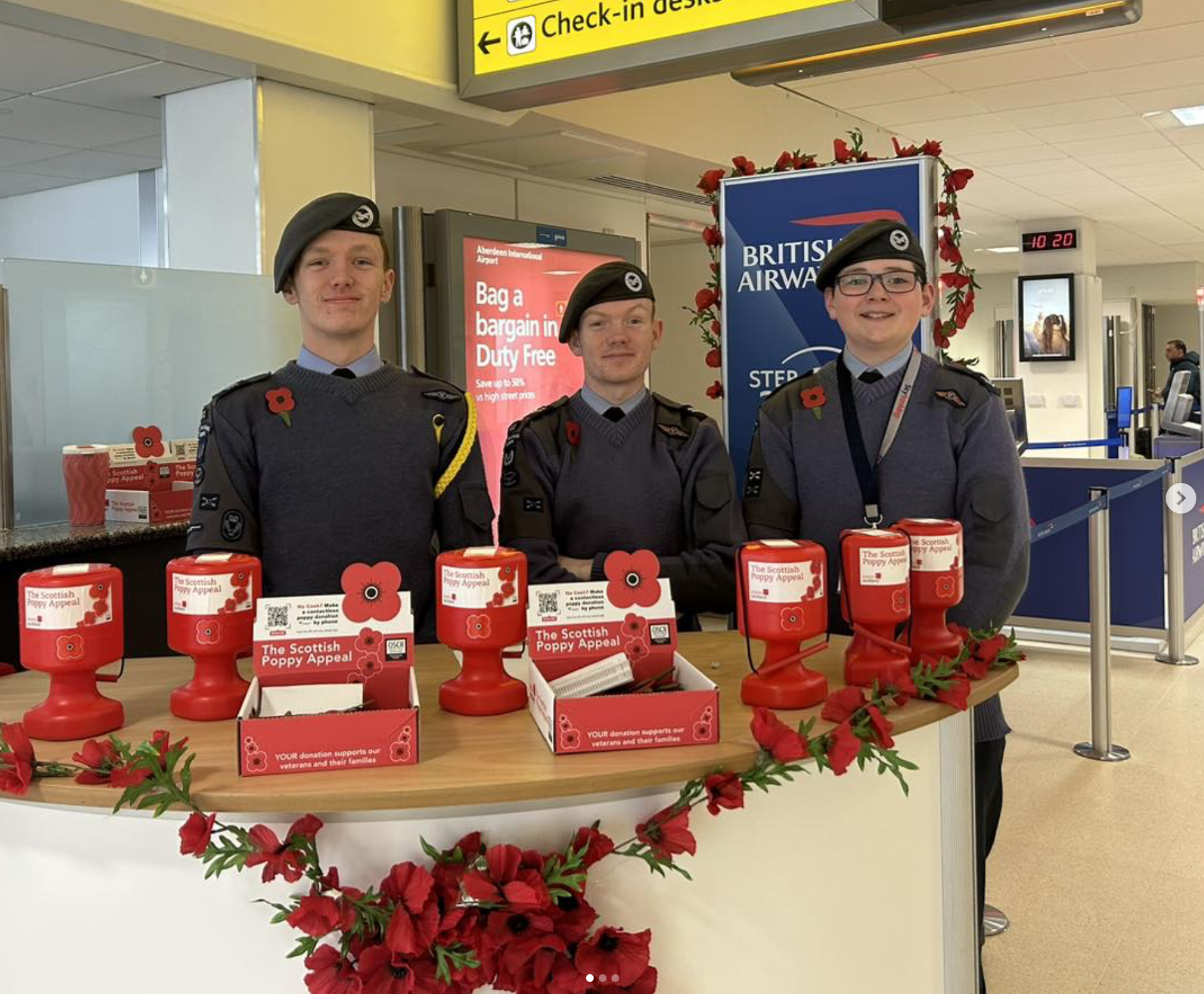 RAF Personnel volunteer at London Poppy Day | Royal Air Force