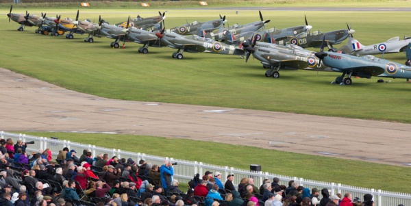 RAF showcase vintage, modern-day and future aircraft in exciting ...