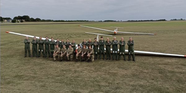 Wings awarded as 612 VGS resumes residential Gliding Scholarships ...