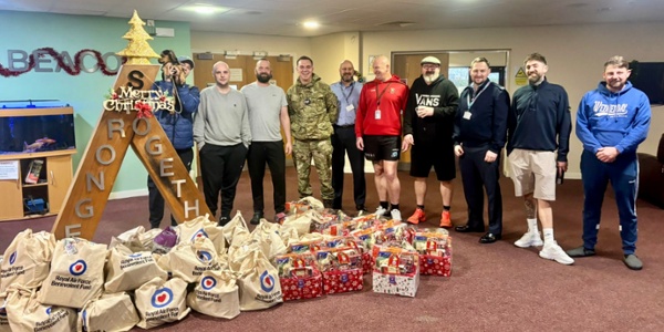 Delivering Festive Cheer to Vulnerable Veterans | Royal Air Force