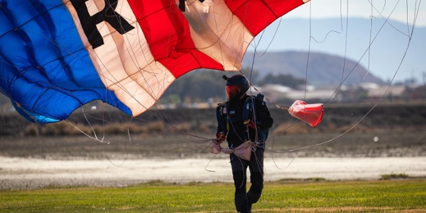 RAF Falcons Parachute Display Team Return from Winter Training | Royal ...